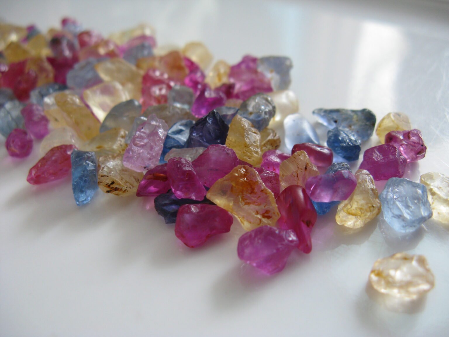 Padparadscha, The King of Sapphires - The Gem Museum